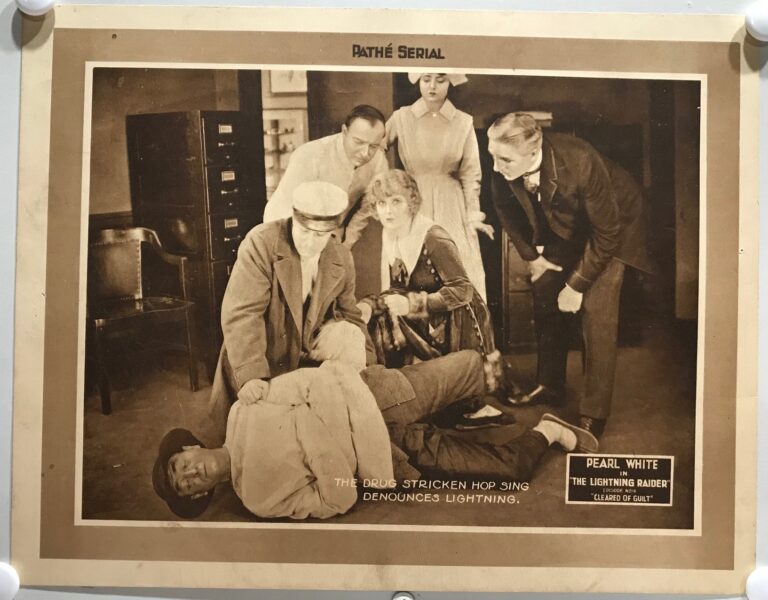 ORIGINAL SERIAL LOBBY CARD - THE LIGHTNING RAIDER (c) - 1919 – scene ...
