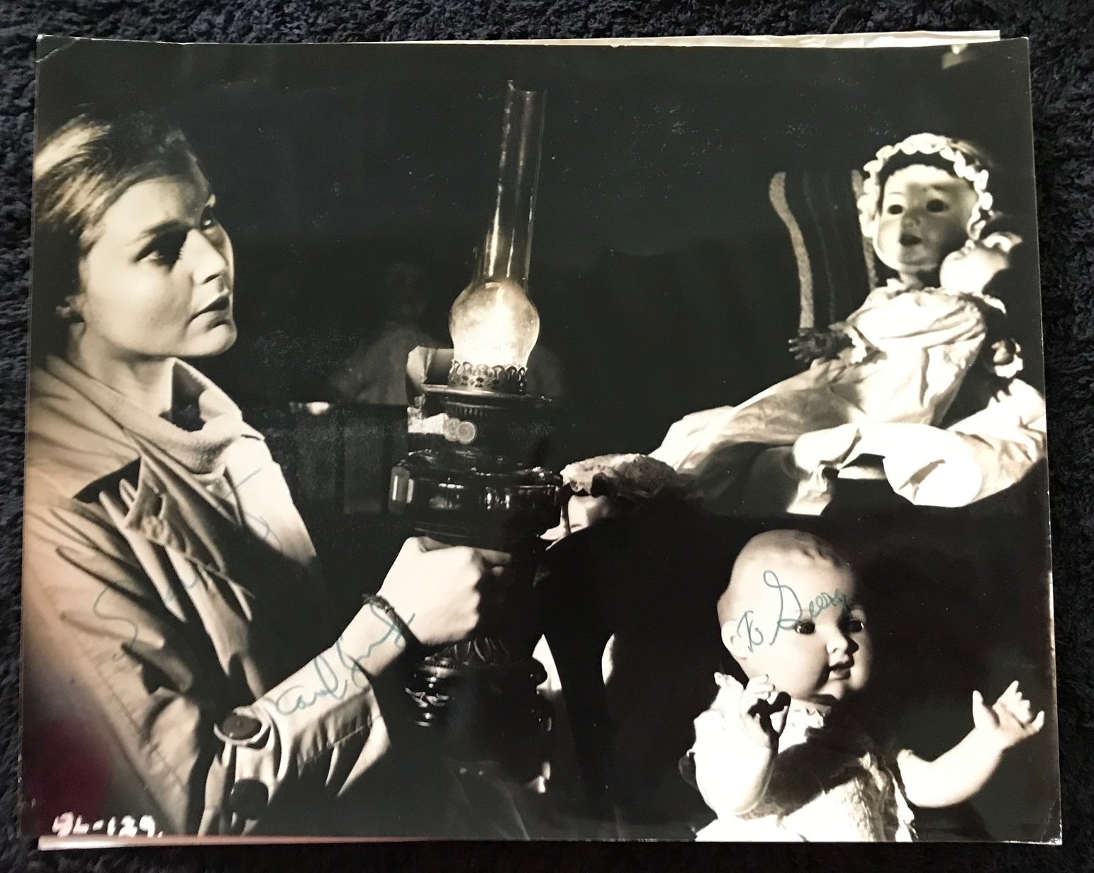 CAROL LYNLEY - AUTOGRAPHED 10 x 8 PUBLICITY PHOTOGRAPH from Bunny Lake ...